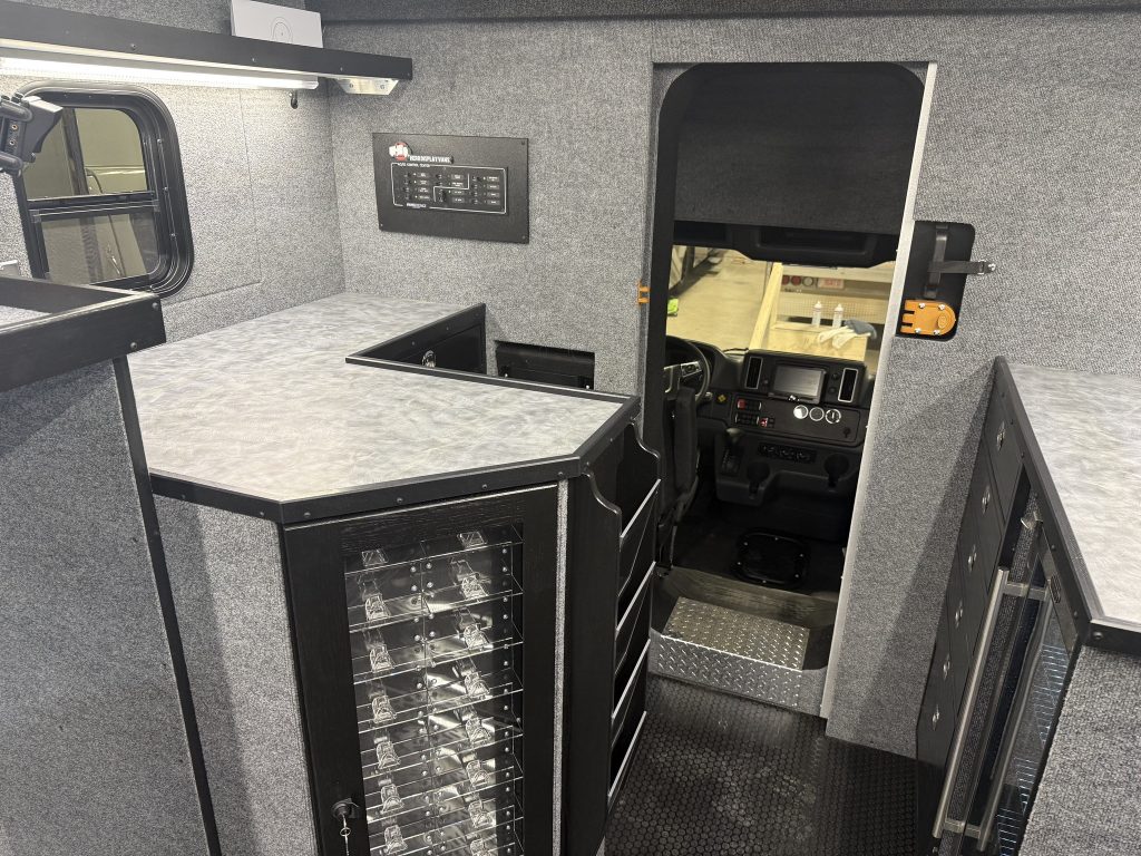 Custom 2025 - 24ft Freightliner M2 Steve Lidbloom - Herr Display Vans